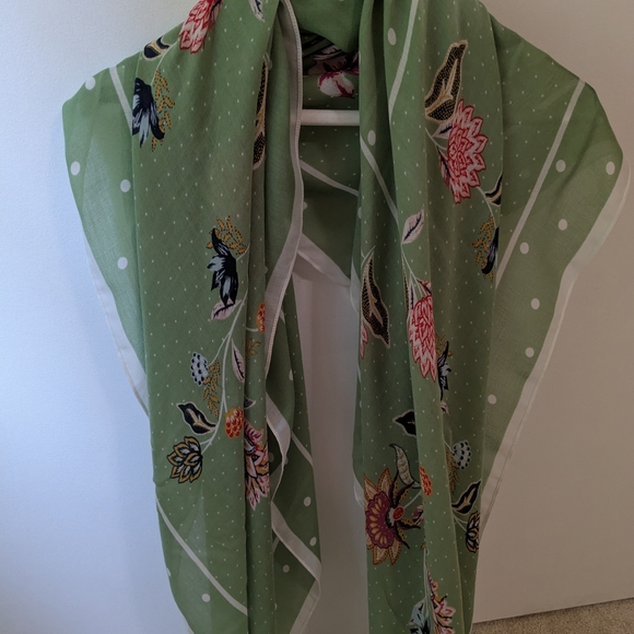 LOFT | Accessories | Loft Green And White Floral Scarf | Poshmark